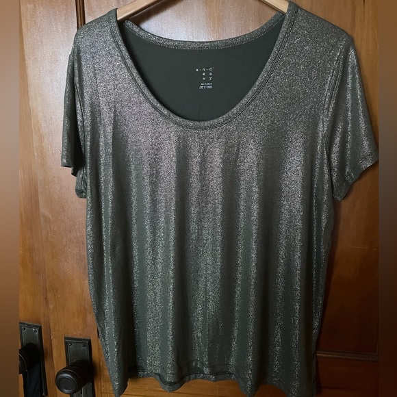 a.n.d e w.a.y | Tops | Sparkling Gold Shirt In Excellent Condition Xxl ...